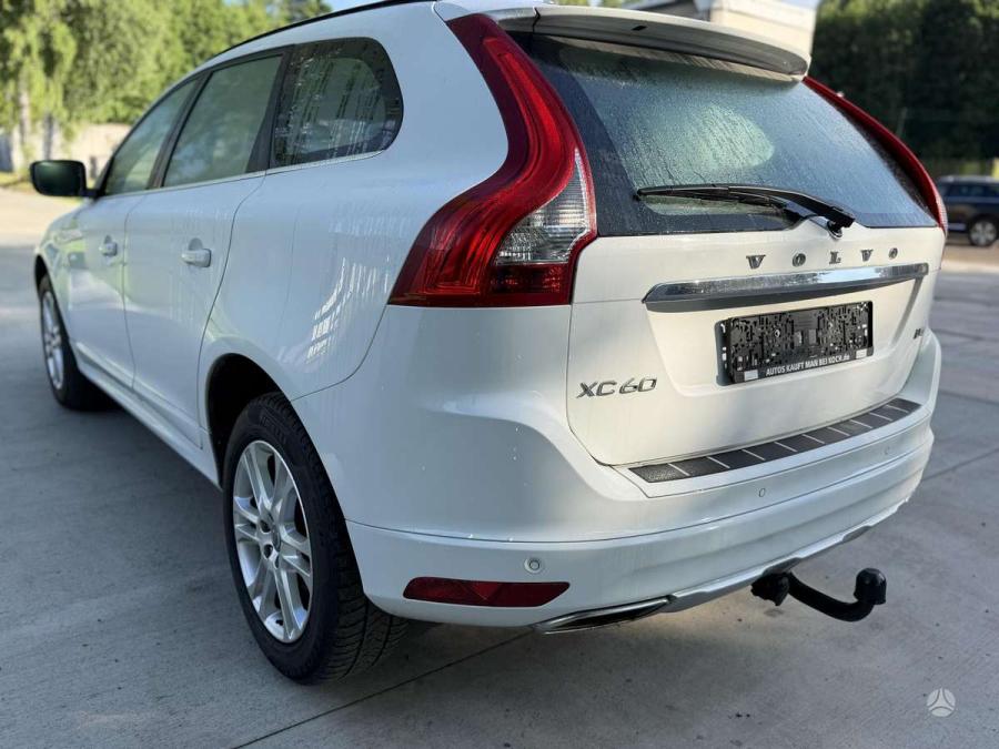 Balts Volvo XC60 2014 Kazlų Rūda, ar dzinēja tilpumu 1.97 L un nobraukumu 317 tūkst. km par 8150 €, foto 3 vietnē AUTOMOTO.COM.LV
