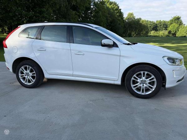 Balts Volvo XC60 2014 Kazlų Rūda, ar dzinēja tilpumu 1.97 L un nobraukumu 317 tūkst. km par 8150 €, foto 4 vietnē AUTOMOTO.COM.LV