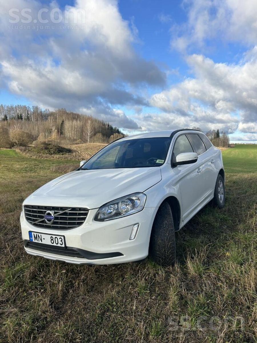 Balts Volvo XC60 2014 Daugavpils, ar dzinēja tilpumu 2.40 L un nobraukumu 211 tūkst. km par 11634 €, foto 3 vietnē AUTOMOTO.COM.LV