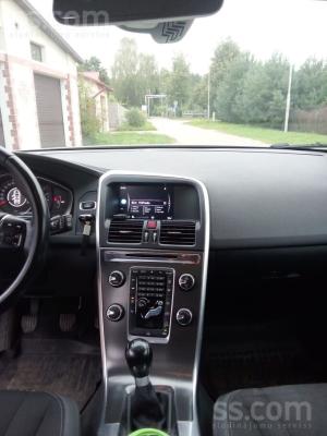 Balts Volvo XC60 2014 Daugavpils, ar dzinēja tilpumu 2.40 L un nobraukumu 211 tūkst. km par 11634 €, foto 6 vietnē AUTOMOTO.COM.LV