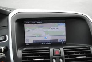 Белый Вольво ХС60 2014 в Рига, объемом двигателя 2.40 л и пробегом 237 тыс. км за 11590 €, фото 27 на AUTOMOTO.COM.LV