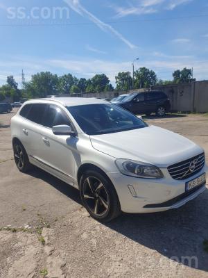 Balts Volvo XC60 2014 Rīga, ar dzinēja tilpumu 2.40 L un nobraukumu 415 tūkst. km par 11500 €, foto  vietnē AUTOMOTO.COM.LV