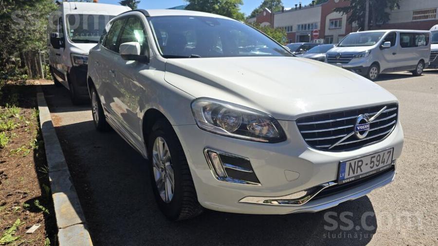 White Volvo XC60 2014 in Riga, with an engine capacity of 2.00 L and mileage of 146 thousand km for 13000 €, photo 1 on AUTOMOTO.COM.LV