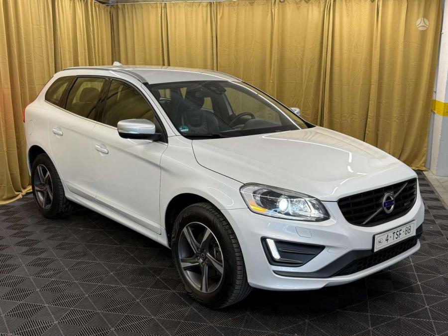 Balts Volvo XC60 2014 Kauņa, ar dzinēja tilpumu 2.40 L un nobraukumu 226 tūkst. km par 13500 €, foto 3 vietnē AUTOMOTO.COM.LV