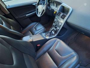 Balts Volvo XC60 2014 Kauņa, ar dzinēja tilpumu 1.97 L un nobraukumu 278 tūkst. km par 10500 €, foto 12 vietnē AUTOMOTO.COM.LV