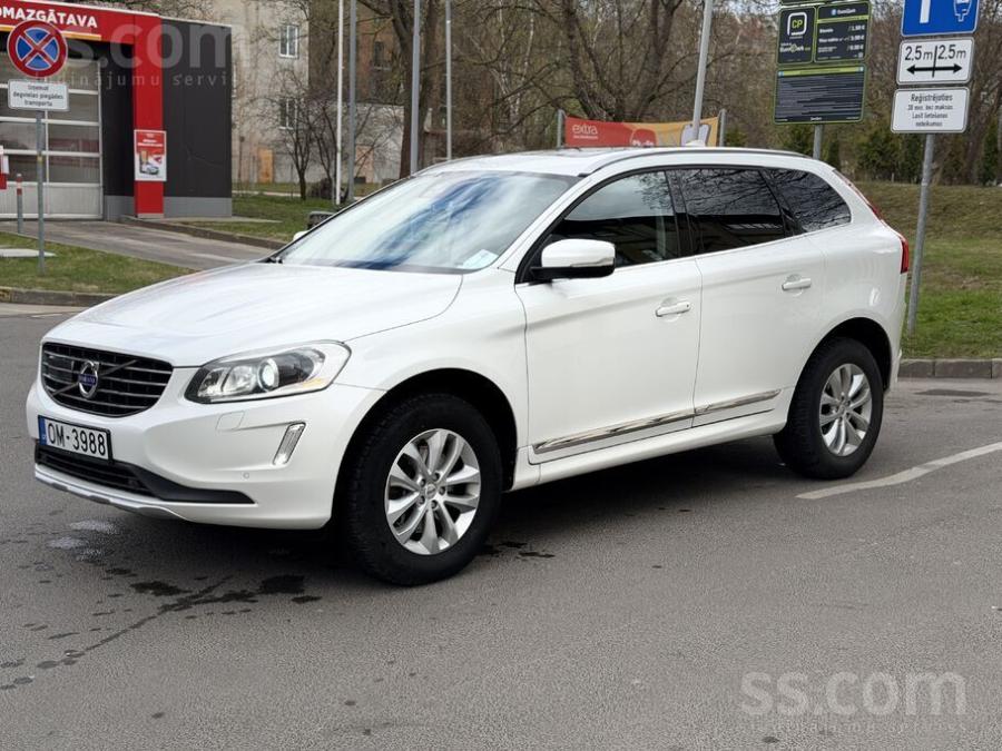 Balts Volvo XC60 2014 Rīga, ar dzinēja tilpumu 2.00 L un nobraukumu 257 tūkst. km par 11500 €, foto 5 vietnē AUTOMOTO.COM.LV