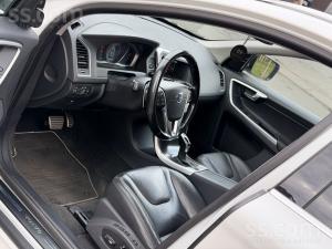 Balts Volvo XC60 2014 Rīga, ar dzinēja tilpumu 2.00 L un nobraukumu 257 tūkst. km par 11500 €, foto 9 vietnē AUTOMOTO.COM.LV