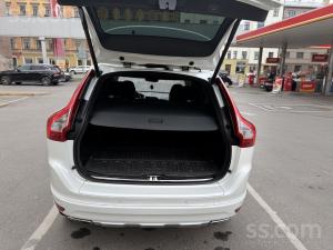 Balts Volvo XC60 2014 Rīga, ar dzinēja tilpumu 2.00 L un nobraukumu 257 tūkst. km par 11500 €, foto 15 vietnē AUTOMOTO.COM.LV
