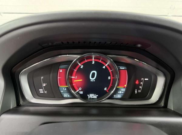 Balts Volvo XC60 2014 Utena, ar dzinēja tilpumu 2.40 L un nobraukumu 275 tūkst. km par 13250 €, foto 7 vietnē AUTOMOTO.COM.LV
