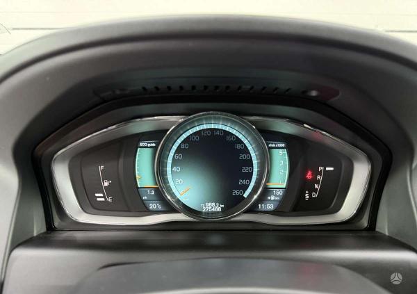 Balts Volvo XC60 2014 Utena, ar dzinēja tilpumu 2.40 L un nobraukumu 275 tūkst. km par 13250 €, foto 8 vietnē AUTOMOTO.COM.LV