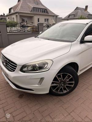 White Volvo XC60 2014 in Taurage, with an engine capacity of 1.97 L and mileage of 243 thousand km for 9000 €, photo 3 on AUTOMOTO.COM.LV