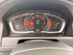 White Volvo XC60 2014 in Taurage, with an engine capacity of 1.97 L and mileage of 243 thousand km for 9000 €, photo 11 on AUTOMOTO.COM.LV