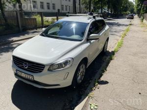 Balts Volvo XC60 2014 Rīga, ar dzinēja tilpumu 2.40 L un nobraukumu 180 tūkst. km par 11500 €, foto 4 vietnē AUTOMOTO.COM.LV