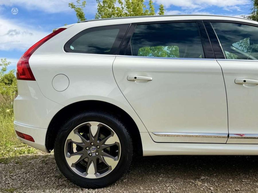Balts Volvo XC60 2014 Šauļi, ar dzinēja tilpumu 0.00 L un nobraukumu 264 tūkst. km par 14399 €, foto 10 vietnē AUTOMOTO.COM.LV