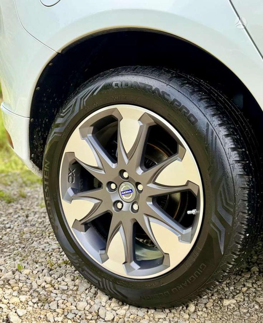 Balts Volvo XC60 2014 Šauļi, ar dzinēja tilpumu 0.00 L un nobraukumu 264 tūkst. km par 14399 €, foto 21 vietnē AUTOMOTO.COM.LV
