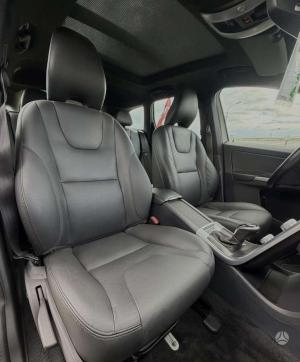 Balts Volvo XC60 2014 Šauļi, ar dzinēja tilpumu 0.00 L un nobraukumu 264 tūkst. km par 14399 €, foto 26 vietnē AUTOMOTO.COM.LV
