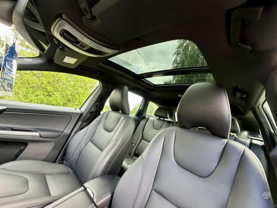 Balts Volvo XC60 2014 Šauļi, ar dzinēja tilpumu 0.00 L un nobraukumu 264 tūkst. km par 14399 €, foto 35 vietnē AUTOMOTO.COM.LV