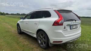 Balts Volvo XC60 2014 Rīga, ar dzinēja tilpumu 2.40 L un nobraukumu 298 tūkst. km par 14500 €, foto 5 vietnē AUTOMOTO.COM.LV