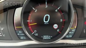 Balts Volvo XC60 2014 Rīga, ar dzinēja tilpumu 2.40 L un nobraukumu 298 tūkst. km par 14500 €, foto 7 vietnē AUTOMOTO.COM.LV