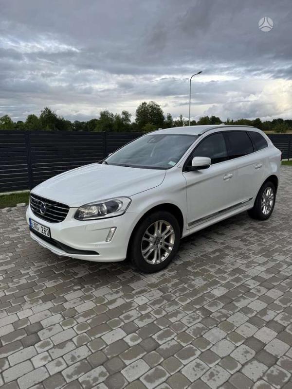 White Volvo XC60 2014 in Kaisiadorys, with an engine capacity of 1.98 L and mileage of 307 thousand km for 10500 €, photo 2 on AUTOMOTO.COM.LV