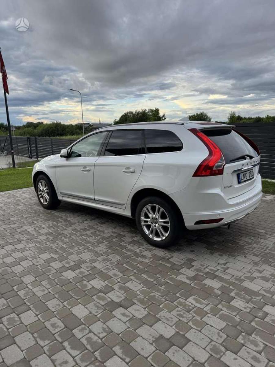 Balts Volvo XC60 2014 Kaišiadorys, ar dzinēja tilpumu 1.98 L un nobraukumu 307 tūkst. km par 10500 €, foto 4 vietnē AUTOMOTO.COM.LV