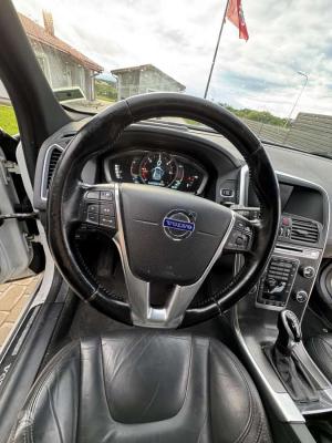 Balts Volvo XC60 2014 Kaišiadorys, ar dzinēja tilpumu 1.98 L un nobraukumu 307 tūkst. km par 10500 €, foto 11 vietnē AUTOMOTO.COM.LV