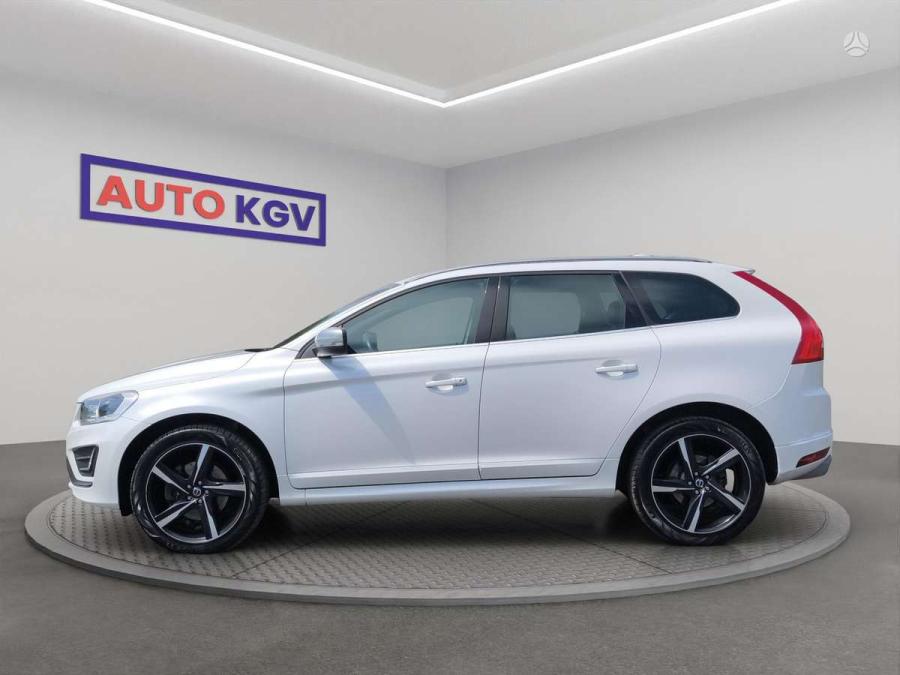 White Volvo XC60 2014 in Vilnius, with an engine capacity of 2.40 L and mileage of 257 thousand km for 14999 €, photo 3 on AUTOMOTO.COM.LV