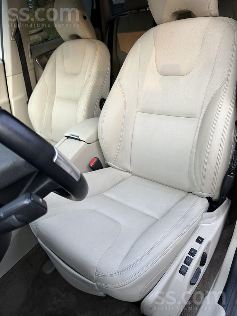 Balts Volvo XC60 2014 Rīga, ar dzinēja tilpumu 2.00 L un nobraukumu 300 tūkst. km par 9000 €, foto 4 vietnē AUTOMOTO.COM.LV