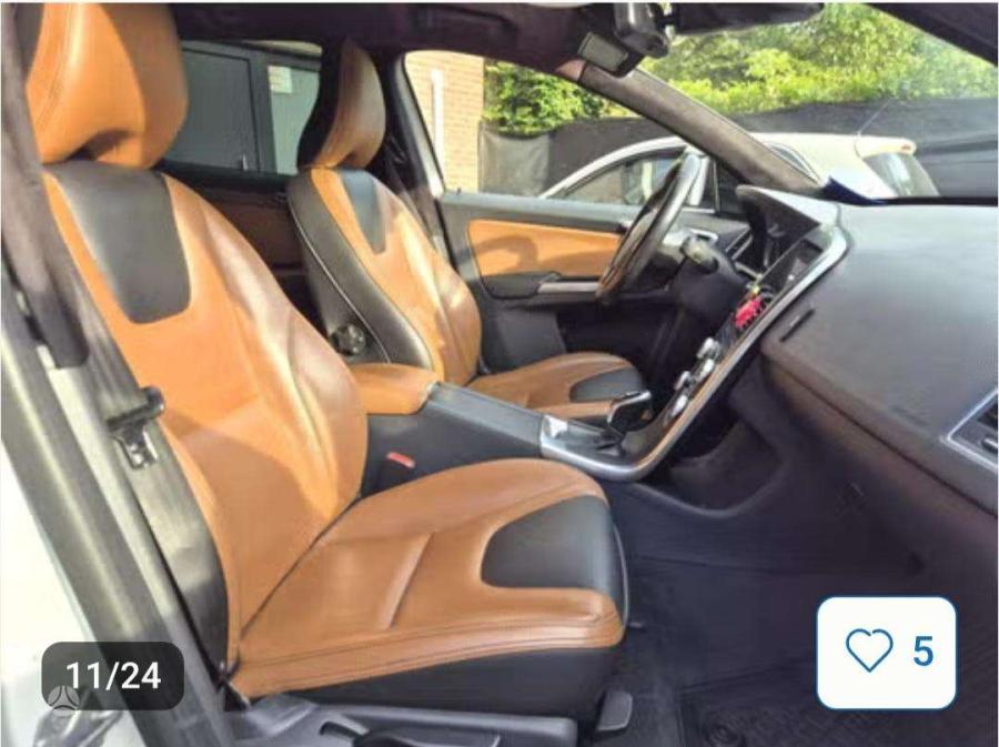 White Volvo XC60 2014 in Vilnius, with an engine capacity of 2.00 L and mileage of 319 thousand km for 8300 €, photo 7 on AUTOMOTO.COM.LV