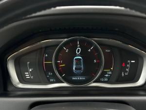 Белый Вольво ХС60 2014 в Елгава, объемом двигателя 2.40 л и пробегом 265 тыс. км за 13000 €, фото 20 на AUTOMOTO.COM.LV