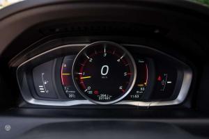 Balts Volvo XC60 2014 Elektrėnai, ar dzinēja tilpumu 2.40 L un nobraukumu 237 tūkst. km par 11350 €, foto 17 vietnē AUTOMOTO.COM.LV