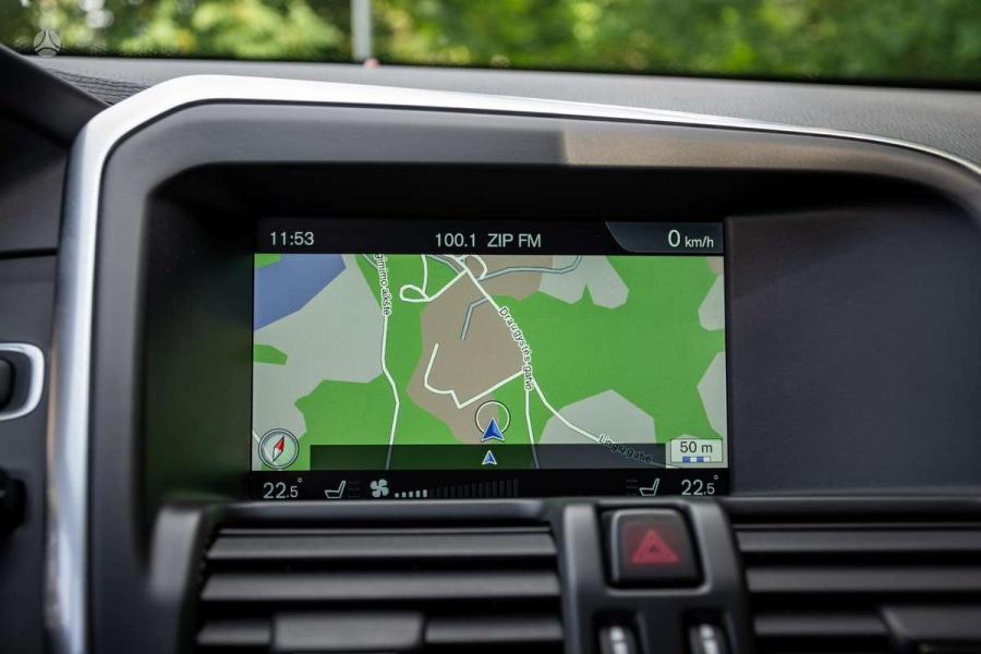 Balts Volvo XC60 2014 Elektrėnai, ar dzinēja tilpumu 2.40 L un nobraukumu 237 tūkst. km par 11350 €, foto 19 vietnē AUTOMOTO.COM.LV