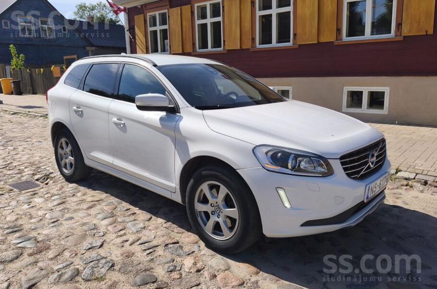 Balts Volvo XC60 2014 Jelgava, ar dzinēja tilpumu 2.00 L un nobraukumu 0 tūkst. km par 8590 €, foto 5 vietnē AUTOMOTO.COM.LV