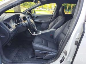 Balts Volvo XC60 2014 Jelgava, ar dzinēja tilpumu 2.00 L un nobraukumu 0 tūkst. km par 8590 €, foto 10 vietnē AUTOMOTO.COM.LV
