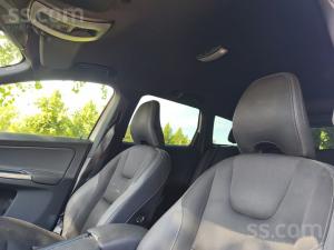 Balts Volvo XC60 2014 Jelgava, ar dzinēja tilpumu 2.00 L un nobraukumu 0 tūkst. km par 8590 €, foto 15 vietnē AUTOMOTO.COM.LV