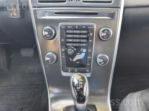 Balts Volvo XC60 2014 Jelgava, ar dzinēja tilpumu 2.00 L un nobraukumu 0 tūkst. km par 8590 €, foto 18 vietnē AUTOMOTO.COM.LV