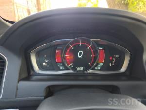 Balts Volvo XC60 2014 Jelgava, ar dzinēja tilpumu 2.00 L un nobraukumu 0 tūkst. km par 8590 €, foto 23 vietnē AUTOMOTO.COM.LV