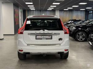 White Volvo XC60 2014 in Klaipeda, with an engine capacity of 1.97 L and mileage of 240 thousand km for 14900 €, photo 7 on AUTOMOTO.COM.LV