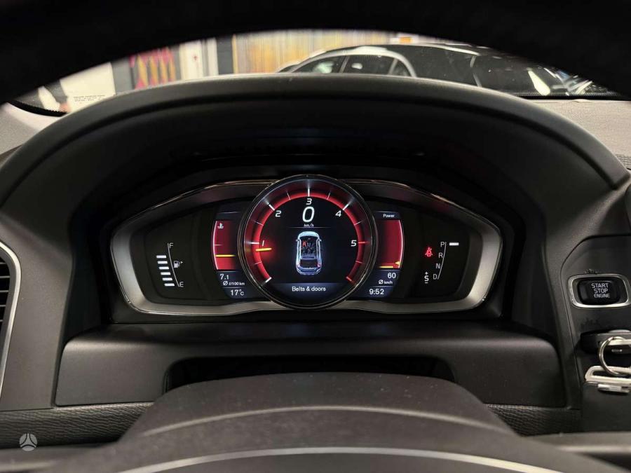 White Volvo XC60 2014 in Klaipeda, with an engine capacity of 1.97 L and mileage of 240 thousand km for 14900 €, photo 11 on AUTOMOTO.COM.LV