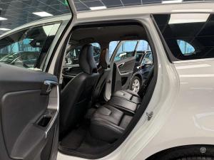 White Volvo XC60 2014 in Klaipeda, with an engine capacity of 1.97 L and mileage of 240 thousand km for 14900 €, photo 13 on AUTOMOTO.COM.LV