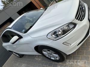 White Volvo XC60 2014 in Riga, with an engine capacity of 2.00 L and mileage of 355 thousand km for 8750 €, photo  on AUTOMOTO.COM.LV