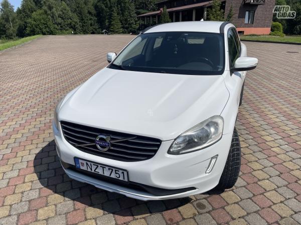 Белый Вольво ХС60 2014 в Плунге, объемом двигателя 2.00 л и пробегом 245 тыс. км за 7800 €, фото 3 на AUTOMOTO.COM.LV