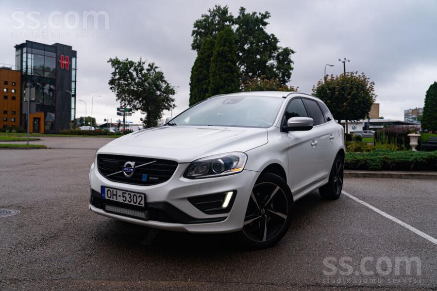 Balts Volvo XC60 2014 Rīga, ar dzinēja tilpumu 2.40 L un nobraukumu 267 tūkst. km par 10950 €, foto 3 vietnē AUTOMOTO.COM.LV