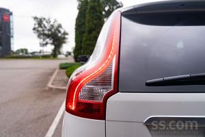 Balts Volvo XC60 2014 Rīga, ar dzinēja tilpumu 2.40 L un nobraukumu 267 tūkst. km par 10950 €, foto 11 vietnē AUTOMOTO.COM.LV