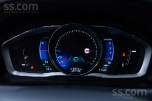 Balts Volvo XC60 2014 Rīga, ar dzinēja tilpumu 2.40 L un nobraukumu 267 tūkst. km par 10950 €, foto 25 vietnē AUTOMOTO.COM.LV