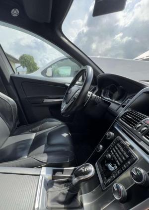 Balts Volvo XC60 2014 Tauragė, ar dzinēja tilpumu 2.40 L un nobraukumu 114 tūkst. km par 14300 €, foto 9 vietnē AUTOMOTO.COM.LV