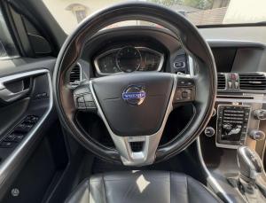 Balts Volvo XC60 2014 Tauragė, ar dzinēja tilpumu 2.40 L un nobraukumu 114 tūkst. km par 14300 €, foto 10 vietnē AUTOMOTO.COM.LV