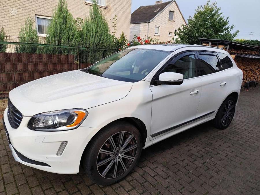 Balts Volvo XC60 2014 Kauņa, ar dzinēja tilpumu 2.95 L un nobraukumu 298 tūkst. km par 10800 €, foto 3 vietnē AUTOMOTO.COM.LV