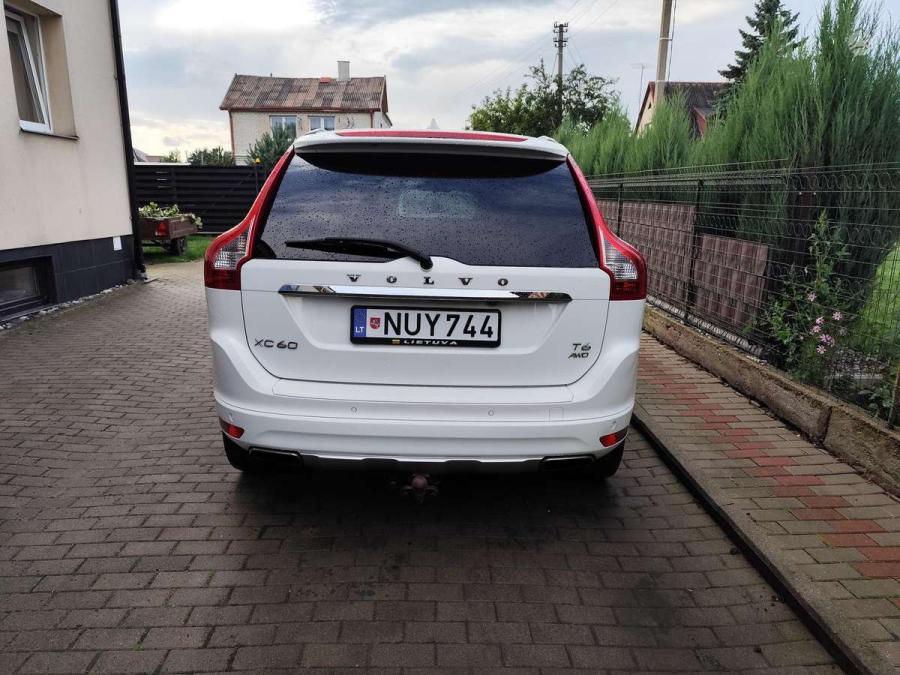 Balts Volvo XC60 2014 Kauņa, ar dzinēja tilpumu 2.95 L un nobraukumu 298 tūkst. km par 10800 €, foto 9 vietnē AUTOMOTO.COM.LV