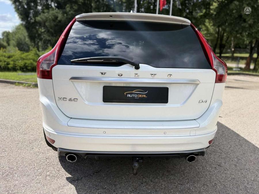 Balts Volvo XC60 2014 Kazlų Rūda, ar dzinēja tilpumu 1.97 L un nobraukumu 259 tūkst. km par 11000 €, foto 10 vietnē AUTOMOTO.COM.LV